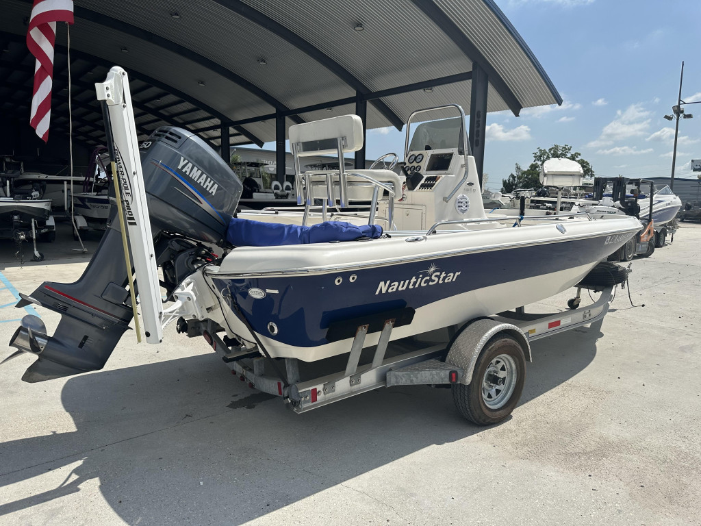 Nautic Star 1900 Nautic Bay - Marrero, LA 70072
