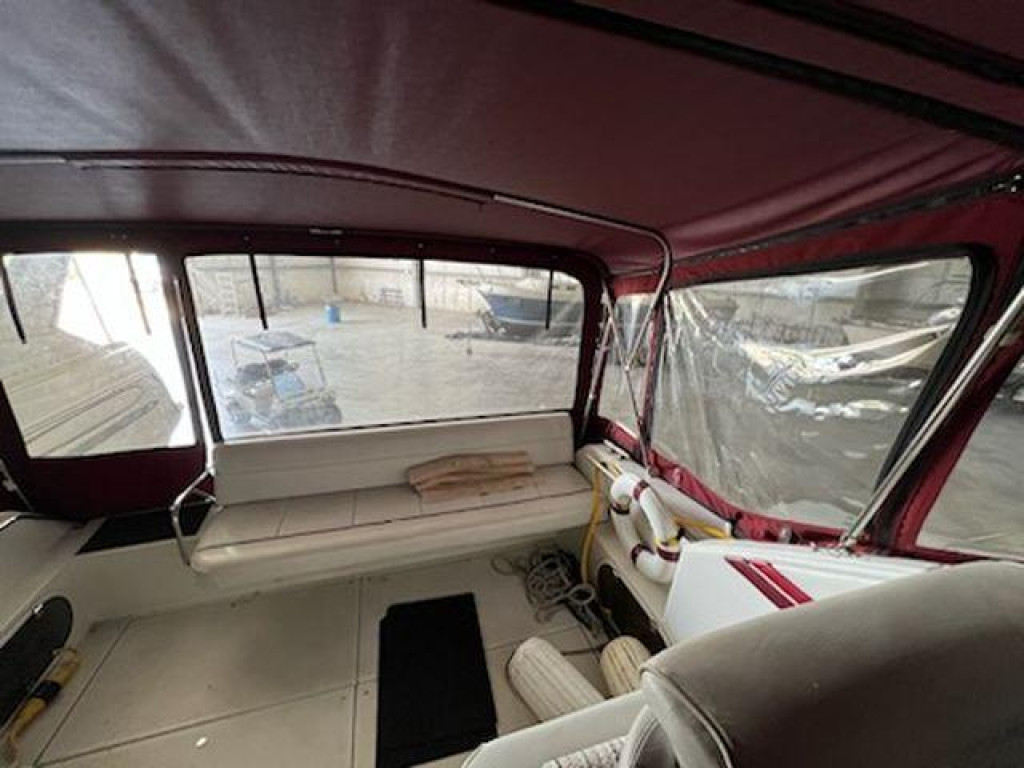 Carver 31 Montego - Winthrop Harbor, IL 60096