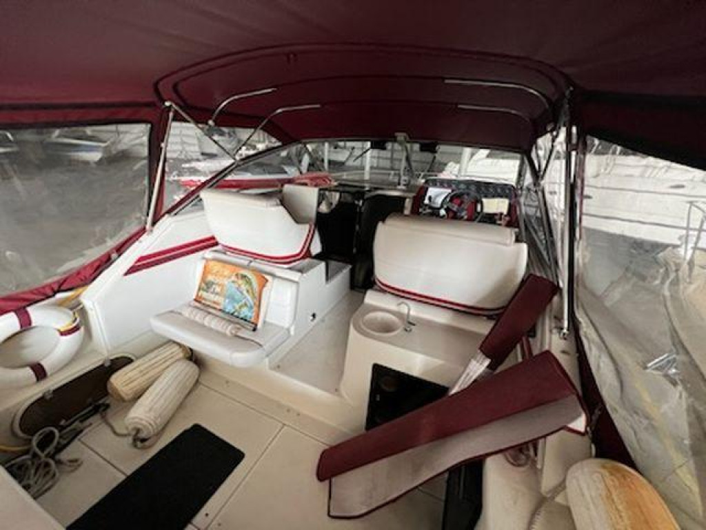 Carver 31 Montego - Winthrop Harbor, IL 60096