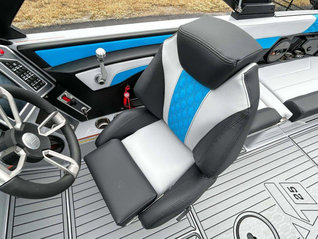 Mastercraft XT25 (New) #N05742BT - Chattanooga, TN 37401