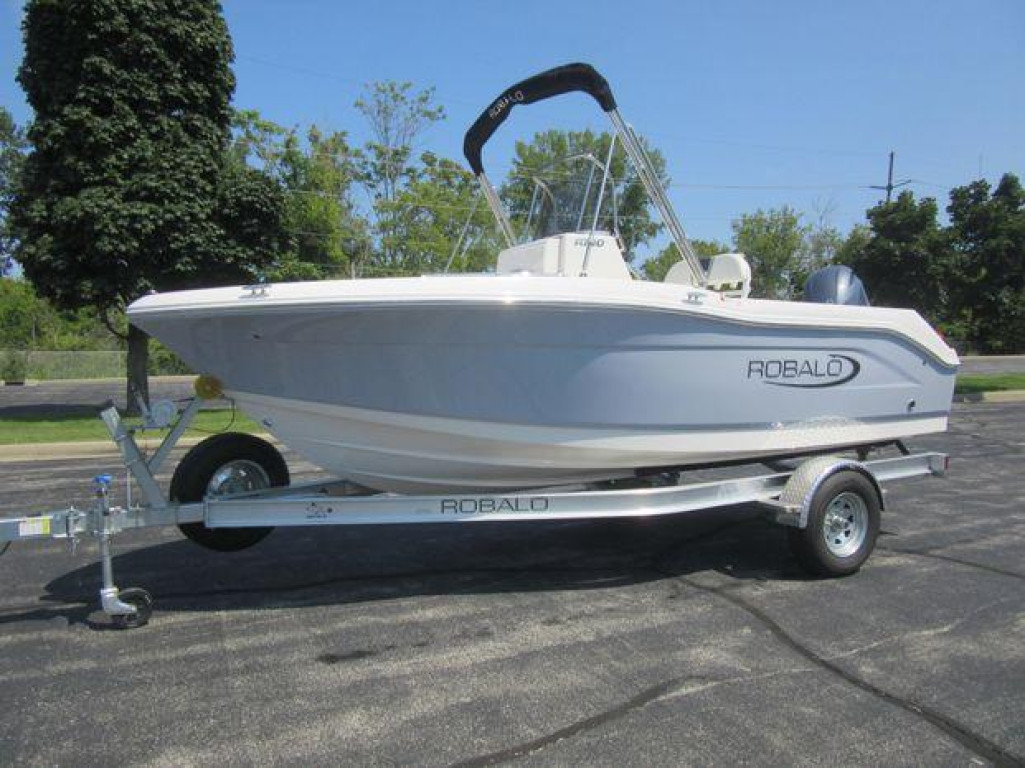 Robalo R180 Center Console - Saint Joseph, MI 49085