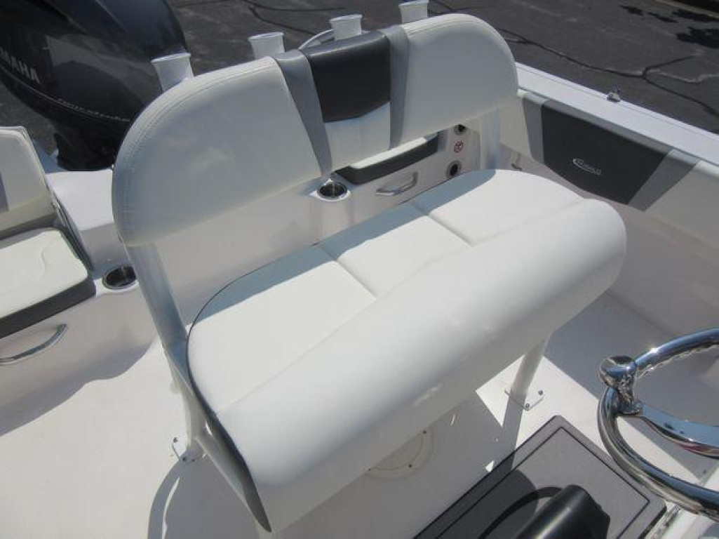 Robalo R180 Center Console - Saint Joseph, MI 49085