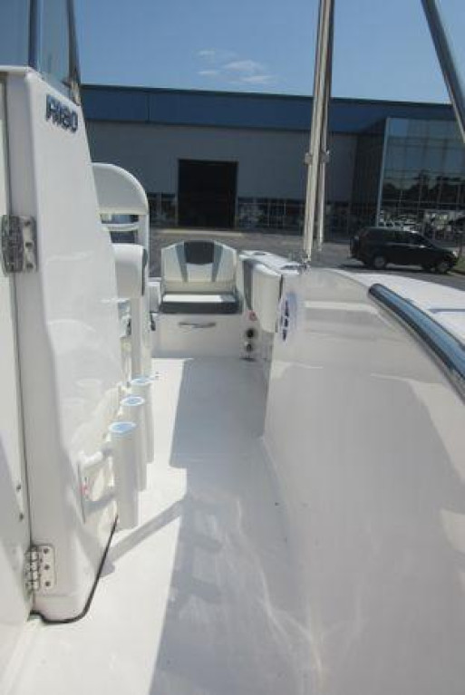 Robalo R180 Center Console - Saint Joseph, MI 49085