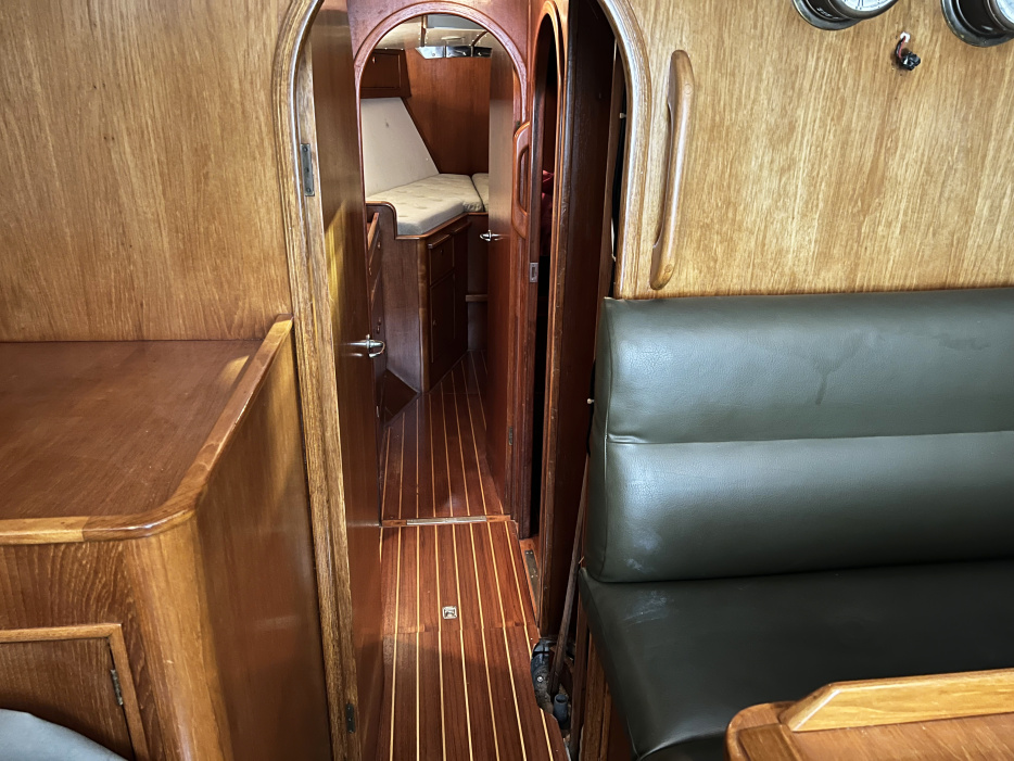 Oyster 46.5 - Racine, WI 53402