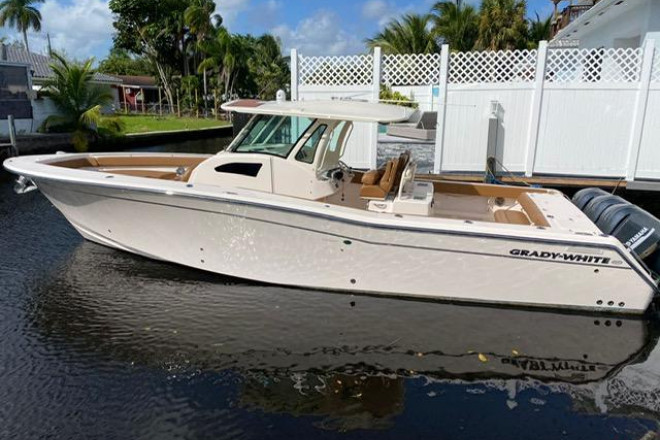 Grady White 366 Canyon Center Console - Fort Lauderdale, FL 33312