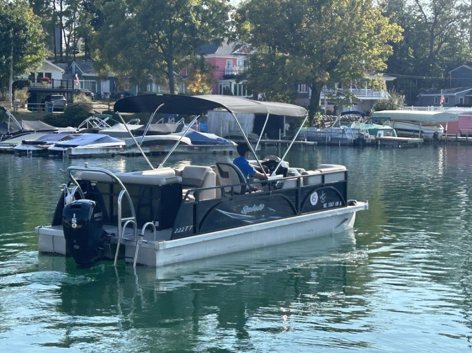 JC Tritoon SPIRIT 222TT SPORT - Coopersville, MI 49404