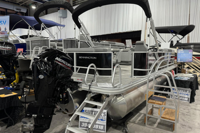 Bennington 20SL - Canandaigua, NY 14424