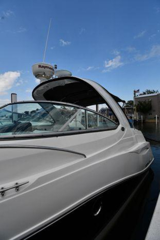 Rinker 310 Express Cruiser - Harrison Township, MI 48045