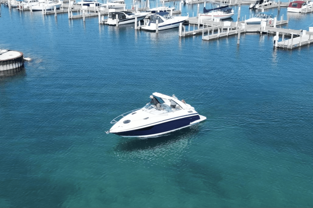 Regal 280 EXPRESS - Grand Haven, MI 49417